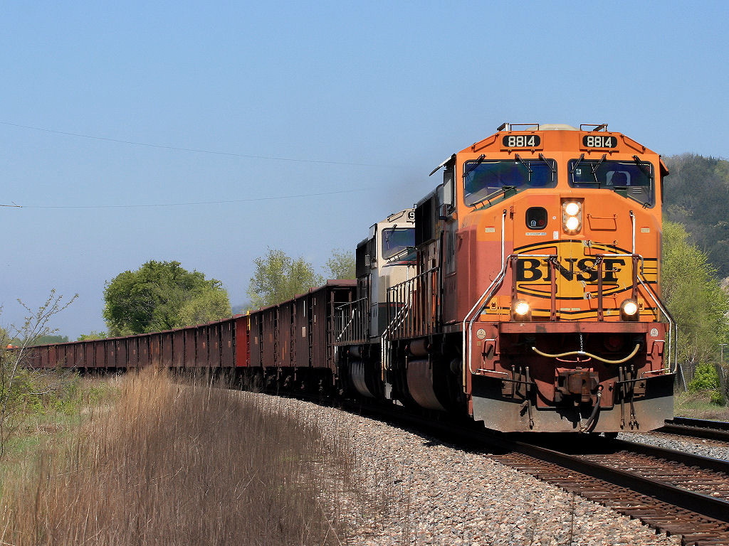 BNSF 8814